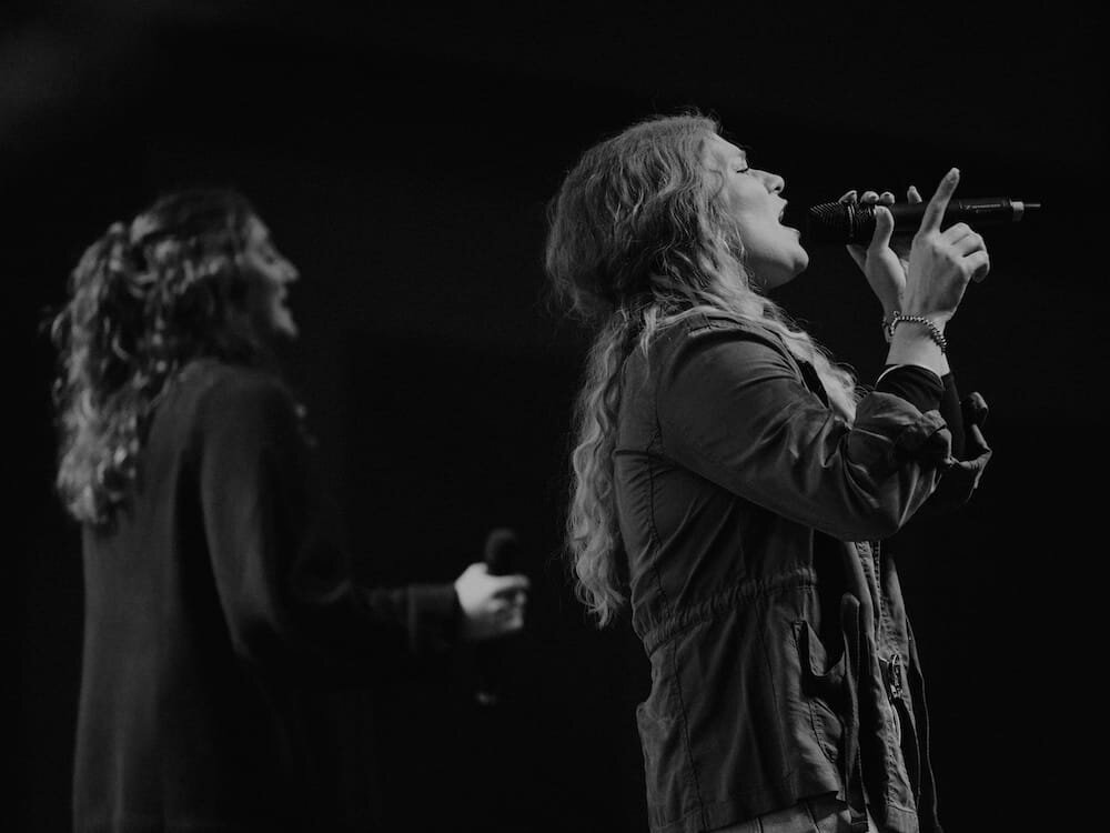 【徹底解説】高音を出すときの悩みQ&A｜喉が痛い・裏返る・声が細い原因と対処法｜ボーカルスクールVOAT｜ボーカル・ボイストレーニングの知識 ...